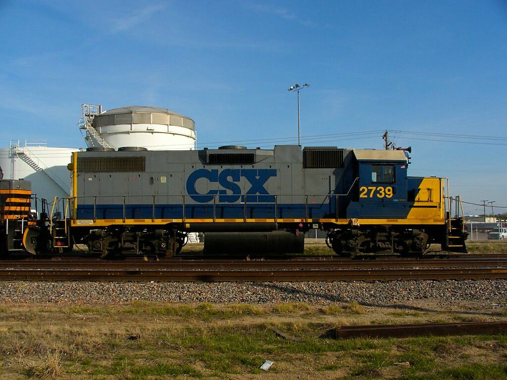 CSX 2739